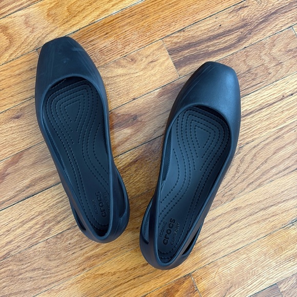 CROCS | Shoes | Crocs Flats | Poshmark